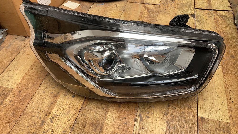 Faruri Far Ford Transit Custom Facelift 2018 , 2019 , 2020 , 2021 ...