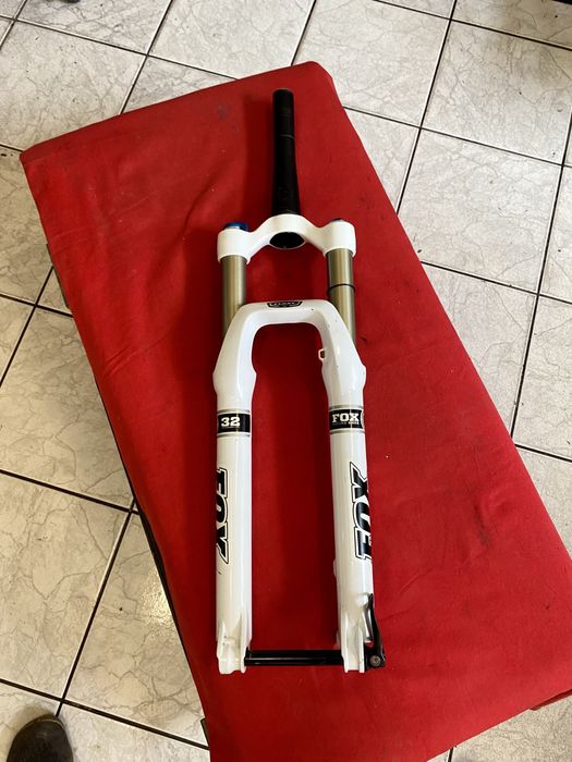 Вилка 26” Fox Float 32 RL 130мм, 15/100мм ос, Въздушна Хидравлична гр ...