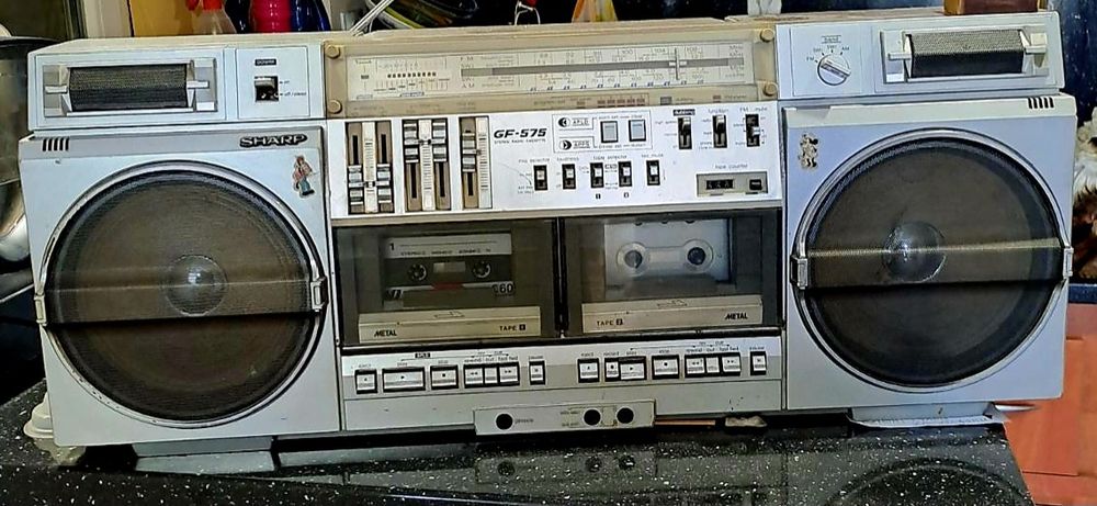Касетофон SHARP 575 прекрасен за годините си!!! гр. Пловдив Каменица 1 ...