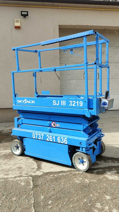 Vând-închiriez nacela electrica 8m înălțime de lucru Cluj-Napoca • OLX.ro