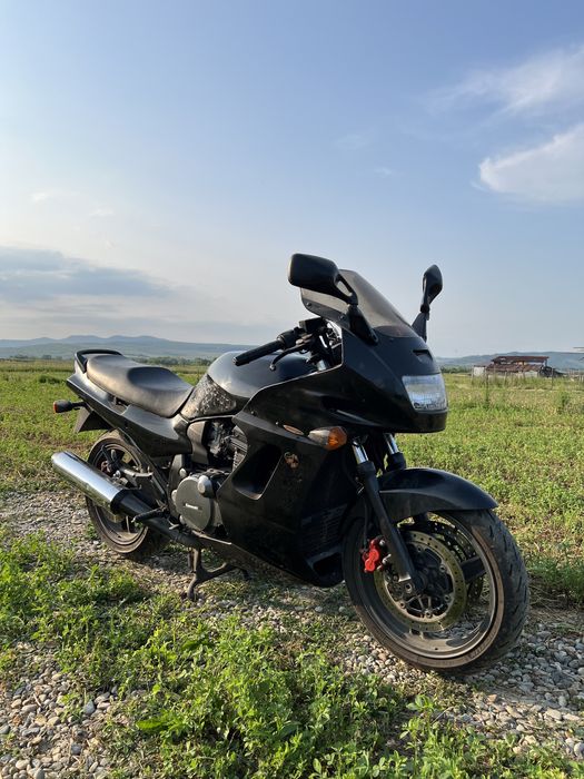 Kawasaki Gpz 1100 Manastirea • OLX.ro