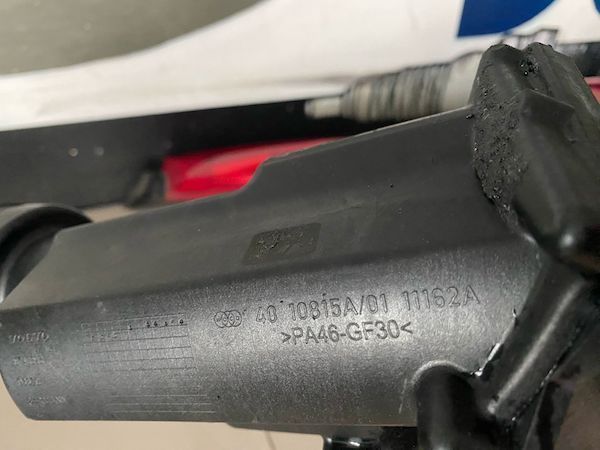 Rezonator turbo Volvo XC90 S60 V70 XC70 2003-2013 30740895 Baia • OLX.ro