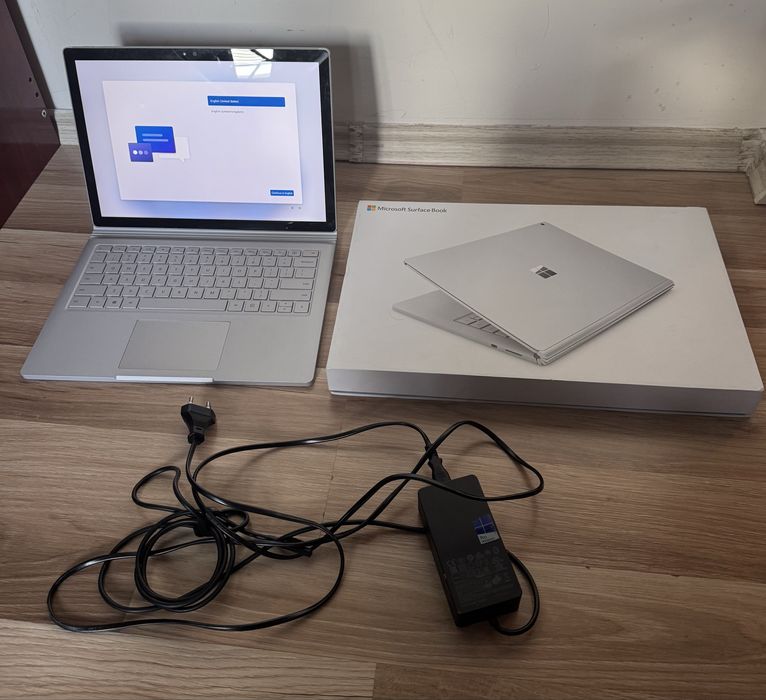 Surface Book i7 1st/ 16Gb/ 512GB/ NVIDIA GeForce GTX 965M 2GB/ win 11 Bucuresti Sectorul 4 • OLX.ro
