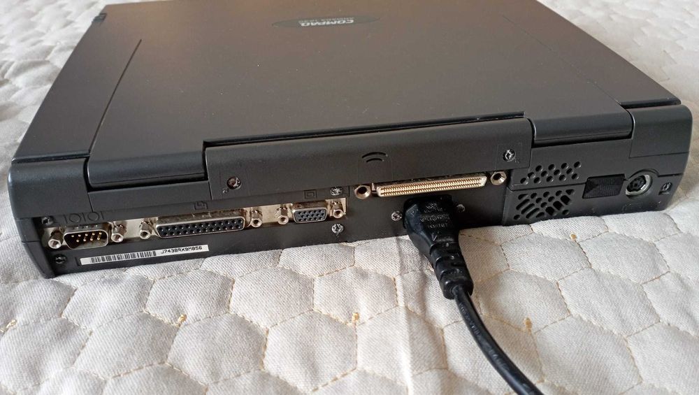 Laptop vintage COMPAQ ARMADA 1530 Botosani • OLX.ro