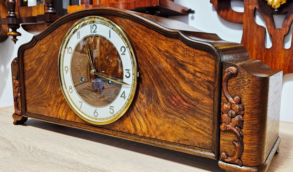 Ceas de semineu cu pendul Junghans Brasov • OLX.ro