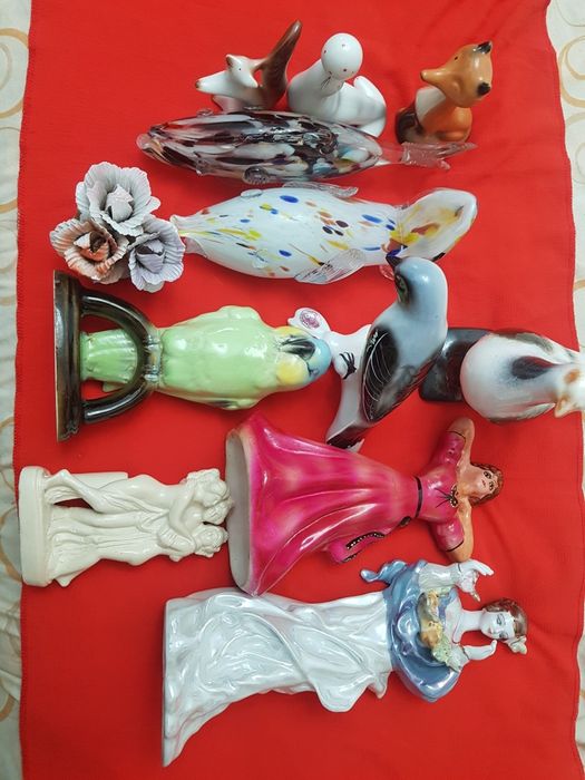 Bibelouri portelan din timpul comunismului. Ramnicu Sarat • OLX.ro