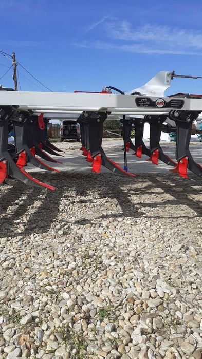 Scarificator agricol EFE Botoroaga • OLX.ro