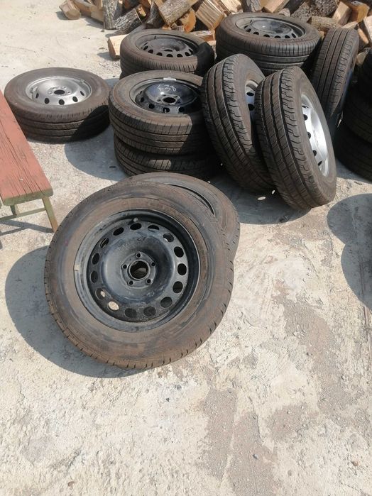 Prodavam чисто нови гуми за бус и кола гр. Ловеч Здравец • OLX.bg