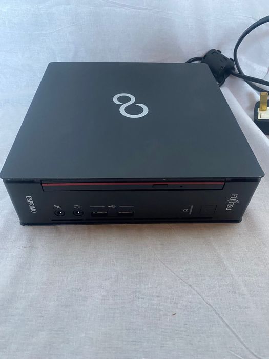Fujitsu Esprimo Q 556 гр. Стара Загора Опълченски • OLX.bg
