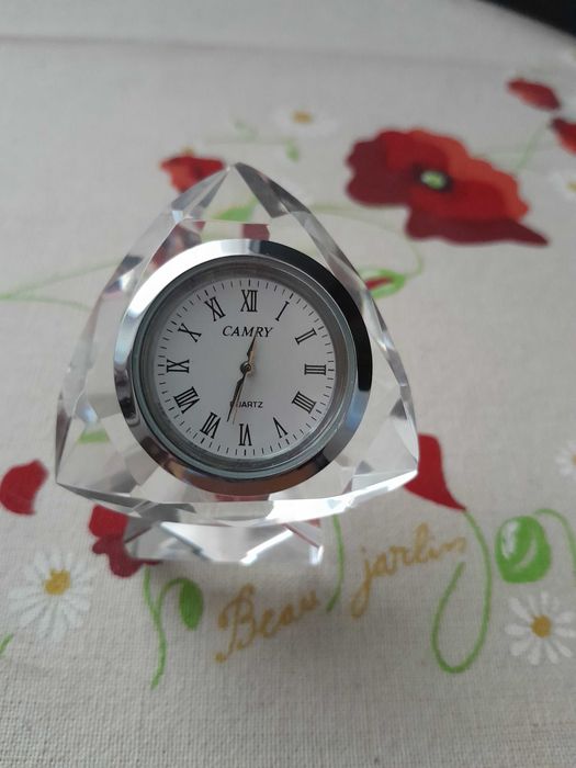 Ceas De Mas Cristal Quartz Bucuresti Sectorul 1 OLX ro