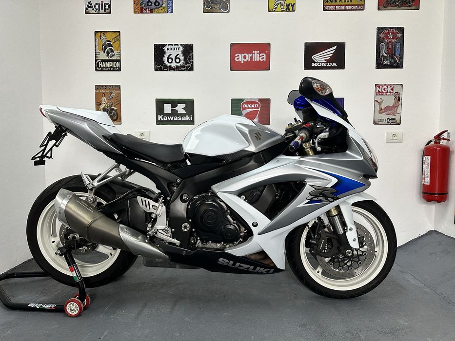 Suzuki GSX-R600 K8, kw92. Baia Mare • OLX.ro