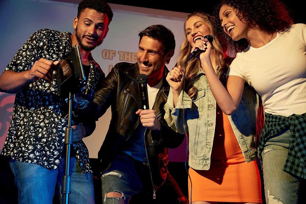 НОВО! SMC2035 Sing Cast Max Караоке система с технология за кастинг гр ...