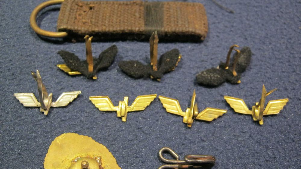 Insemne militare,CFR/Stema(cuc),copca/UM 01626 Aiud/1988-1989. Arad ...