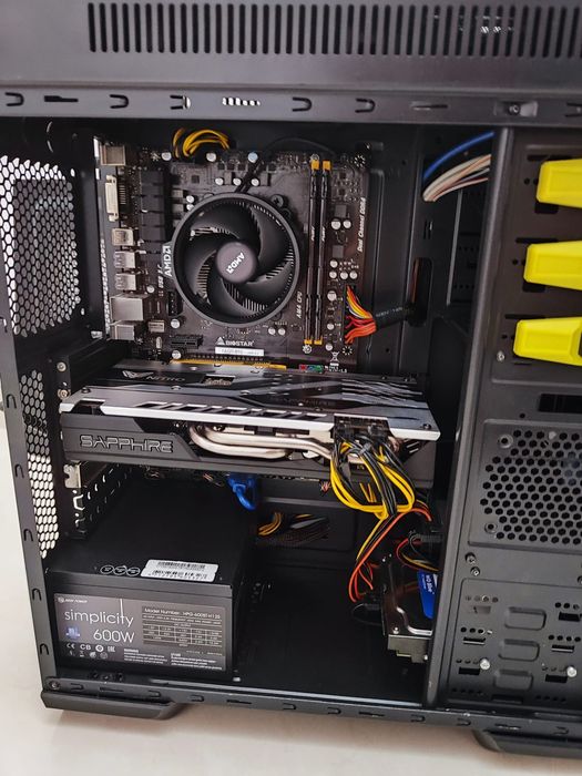 Calculator PC Gaming Gaesti • OLX.ro