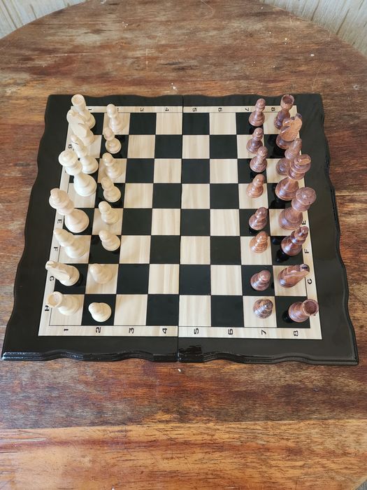 Шахматы Нарды Ручной работы: 500 000 сум - Настольные игры Ташкент на Olx