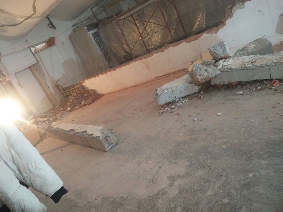 Transport orice fel de moloz, moluz, gunoi, saci, bena, deșeuri, saci ...