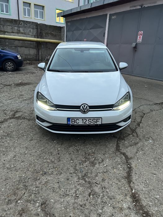 WV Golf - benzina 115 cp - euro 6 - apple carplay - deosebita 2019 ...