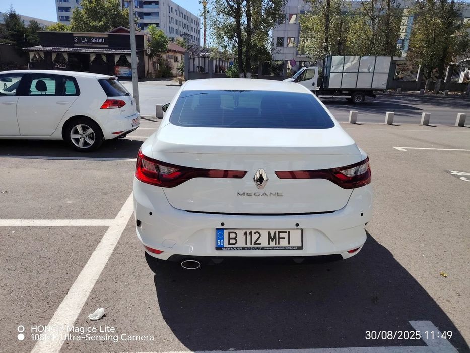 Renault Megane Renault Megane 4 Sedan an 2020, 67000 km, motor benzină 1330 turbo 116 Bucuresti ...