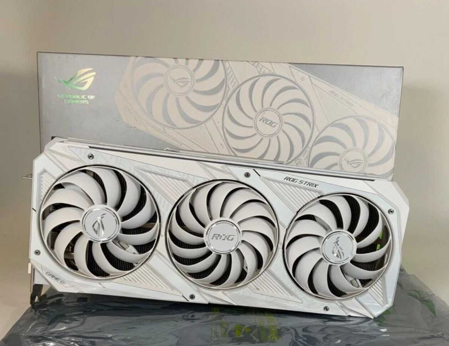 Asus Rog strix Rtx 3090 white edition 24gb гр. Благоевград Втора ...