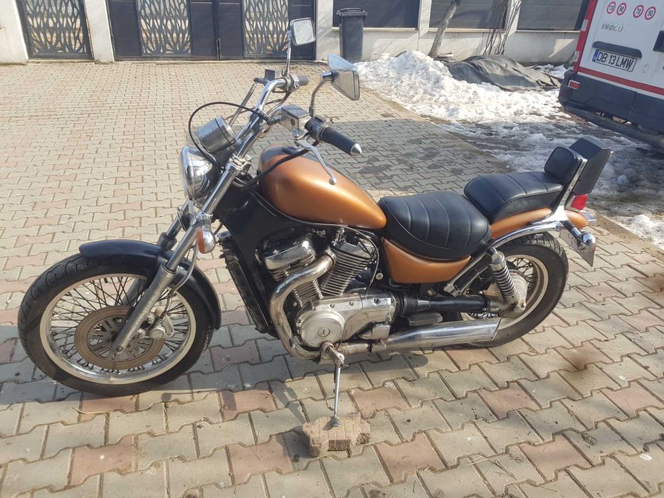 Suzuki intruder 700 Picior de Munte • OLX.ro