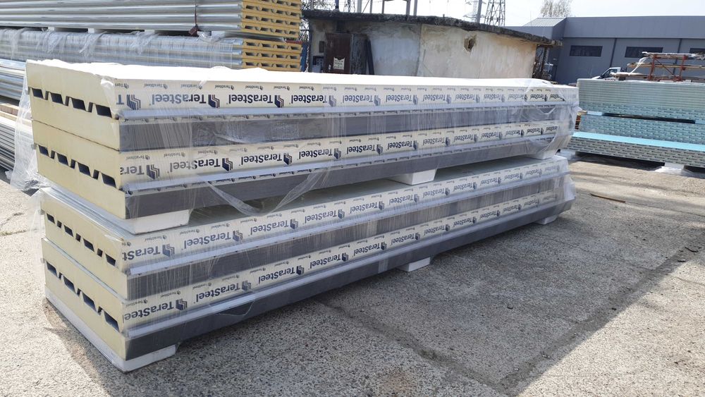 Panou sandwich gri antracit termoizolant pt perete si aco 180 min Iasi ...