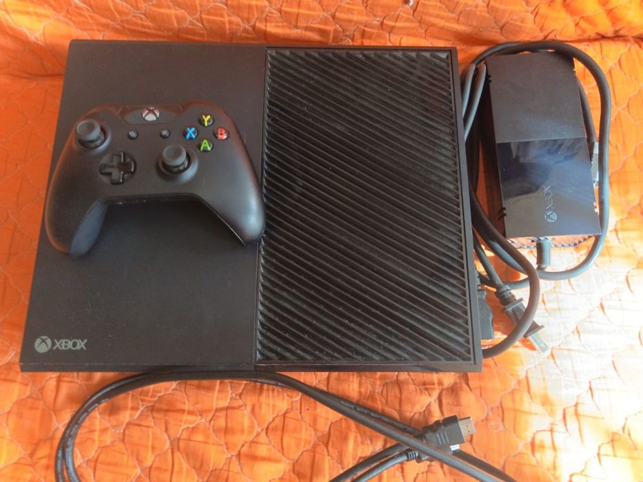 Xbox one model 1540, 500GB Botosani • OLX.ro