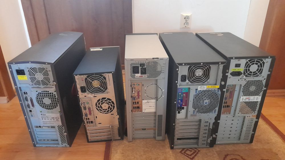 Lot calculatoare desktop Craiova • OLX.ro