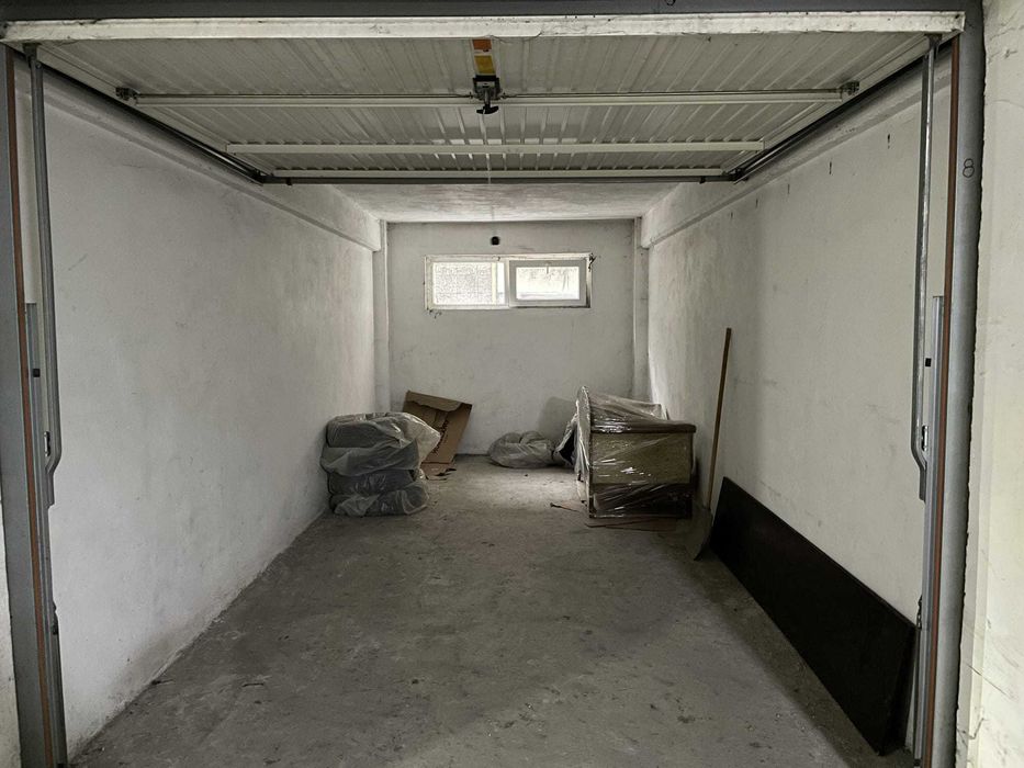 Vand GARAJ ZIDIT zona Nord Ramnicu Valcea • OLX.ro