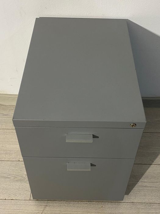 50 Buc. Rollbox Metalic; Mic Dulap Birou tip Cub; Noptieră Bucuresti ...