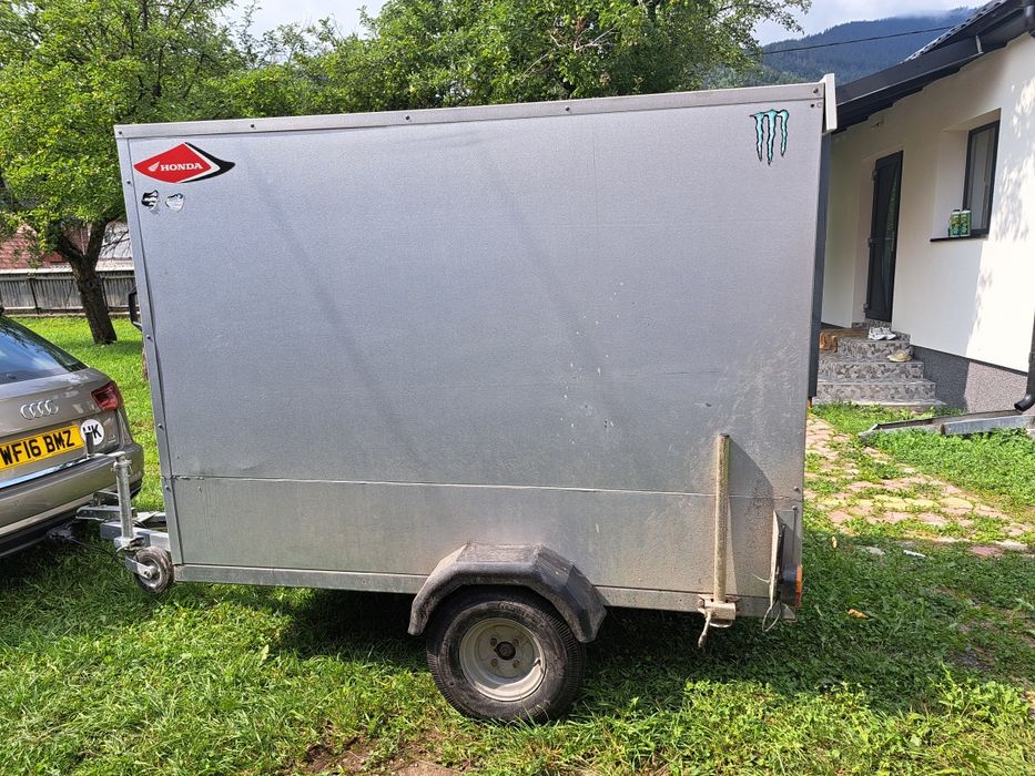 Remorca inchisa cu tabla galvanizata Ghimes • OLX.ro