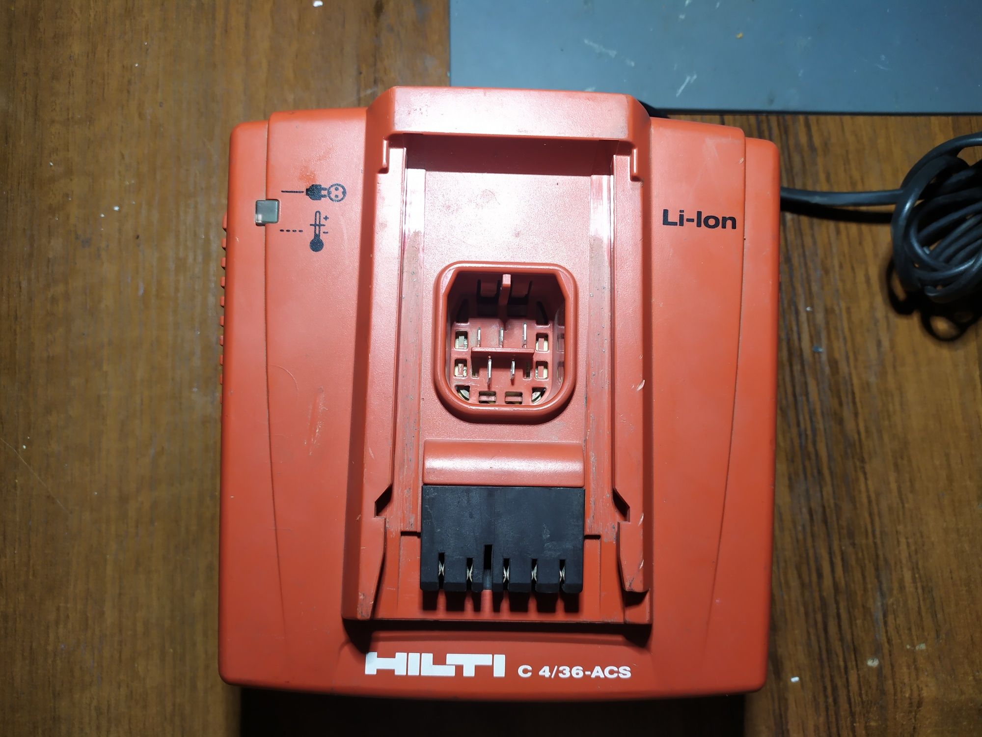 Зарядное устройство для аккумулятора Hilti (оригинал): 40 000 тг ...