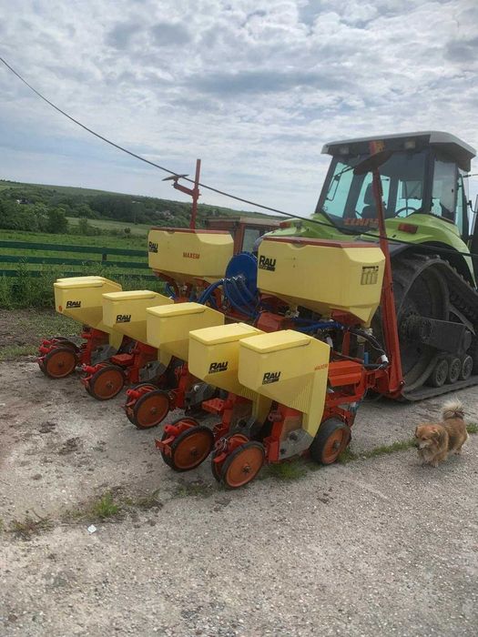 Tractoare, seminator, remorca agricola, freza, echipament agricol ...