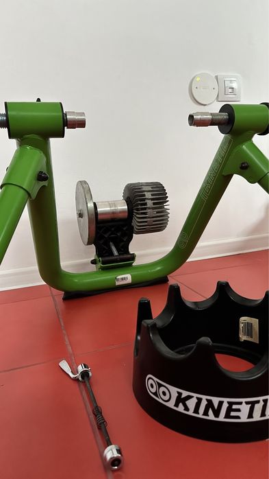 Trainner Kurt kinetic Road machine Braila • OLX.ro