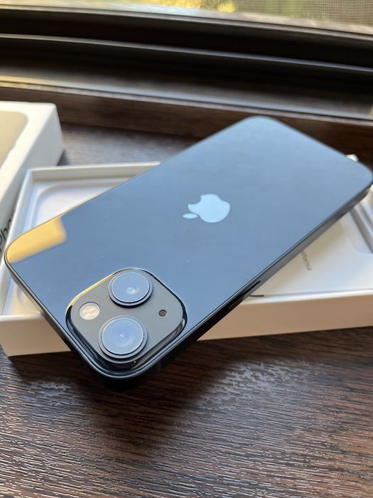 IPhone 13 Impecabil ca si Nou la cutie 128 GB Liber de retea Poze real ...