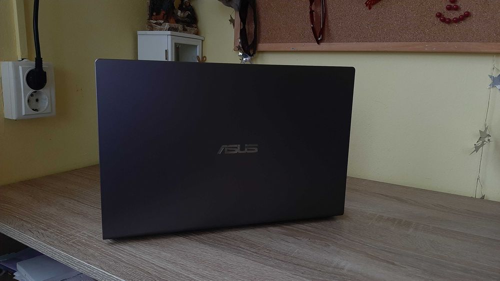 ASUS i5 10th gen / 8gb ddr4 / 1TB HDD / NVIDIA GeForce MX 110 2G Targu ...