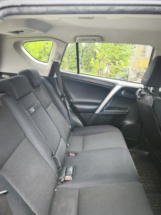 Toyota Rav 4 hybrid 2016 Suceava • OLX.ro