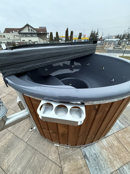 Ciubar jacuzzi fibra full extra Odorheiu Secuiesc • OLX.ro
