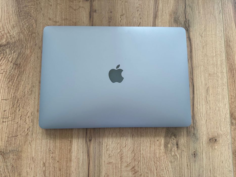 MacBook Pro 13" M2 Chip 8-Core CPU, 10-Core GPU, 8 RAM, 512 SSD гр. Габрово Беленци • OLX.bg
