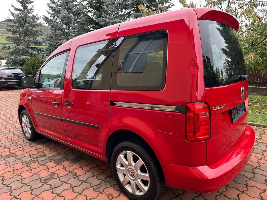 De vanzare VW Caddy 2.0 TDI Bistrita • OLX.ro