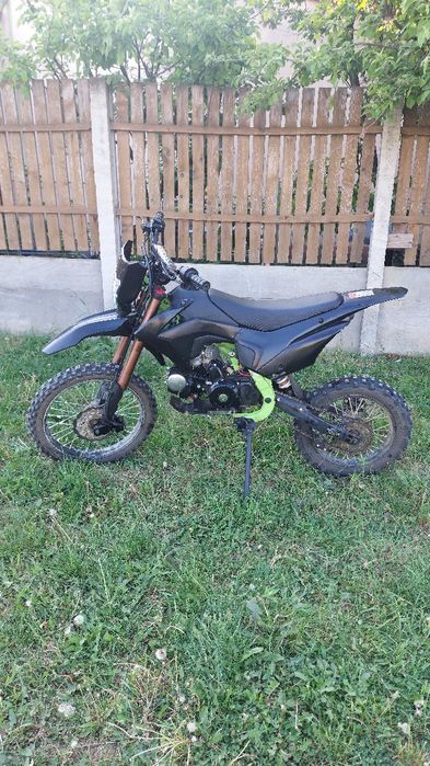 Vând Cross KXD Pro an 2023 Motor in 4 timpi 125 cc Roți față 17 / 14 s ...