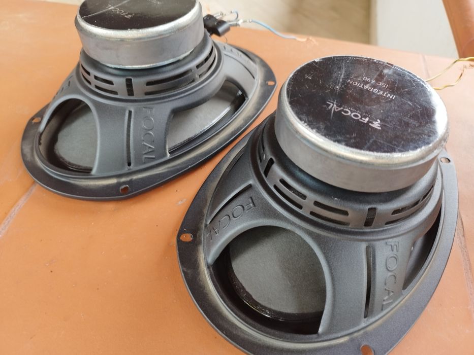 Boxe auto profesionaleFOCAL Valenii de Munte • OLX.ro