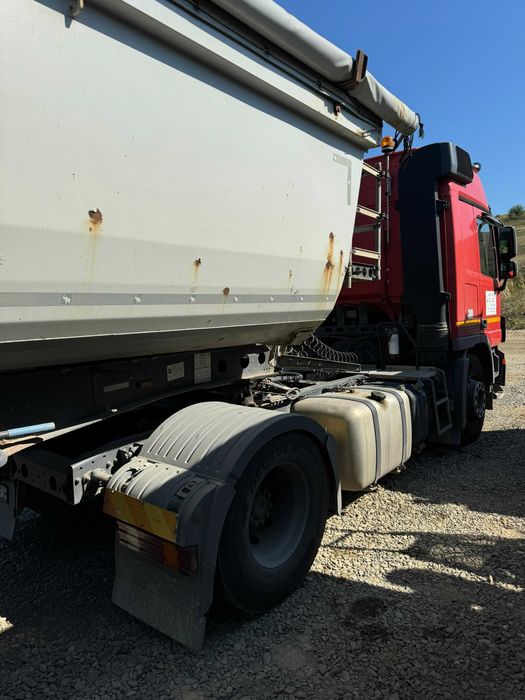 Cap tractor Mercedes Actros 1844 / Semiremorca basculabila Fliegl Heci ...