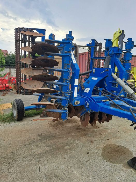 Grapa cu discuri ROLMAKO 4 m , tractat, ranatabil Lumina • OLX.ro