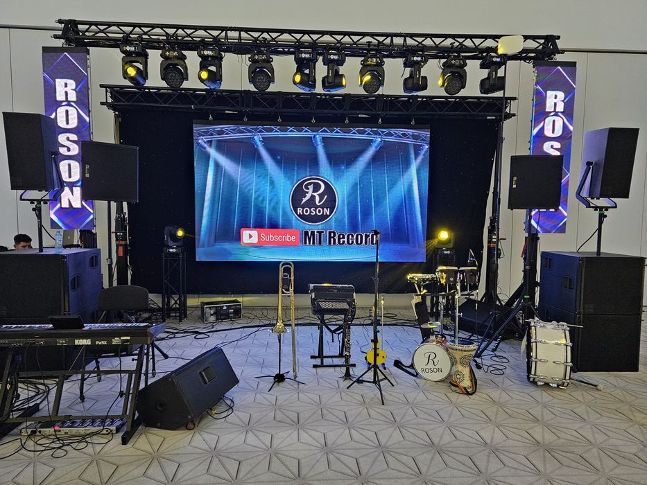 Inchiriez scena lumini ecran led podium schela beam wash moving head ...