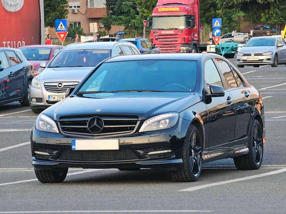 Mercedes-Benz C Mercedes C Class - W204 - Pachet AMG. Timisoara • OLX.ro