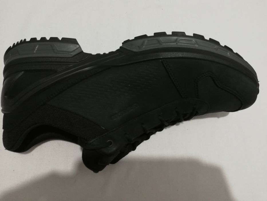Lowa Walker Gore-tex masura 47 Bucuresti Sectorul 2 • OLX.ro