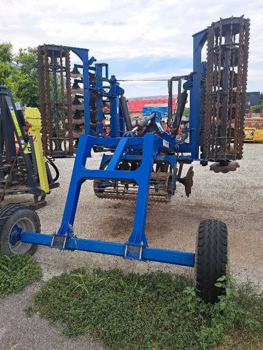 Grapa cu discuri ROLMAKO 4 m , tractat, ranatabil Lumina • OLX.ro