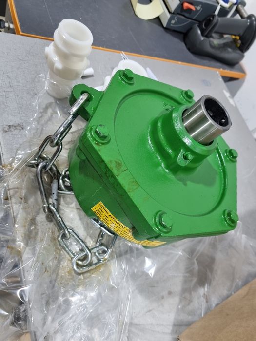 Pompa irigat atasabila la priza de putere a tractorului import Italia ...