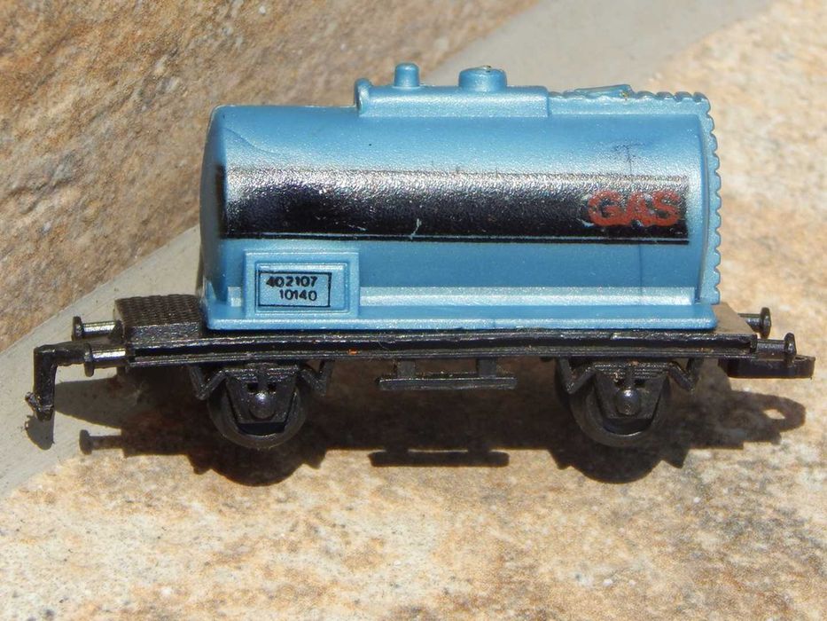 Macheta vagon cisterna tren petrolier fab Soma 1989 plastic Bucuresti ...