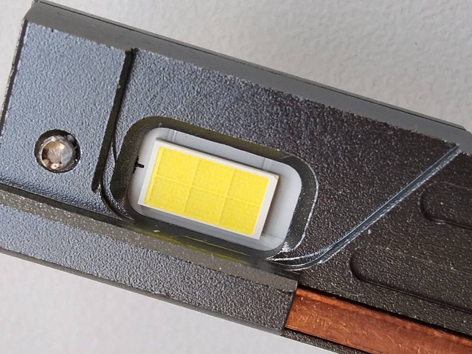 Becuri Led 300W 6500K H1 H4 H7 H8 H9 H11 HB3 HB4 9012 HIR2 9005 9006 ...